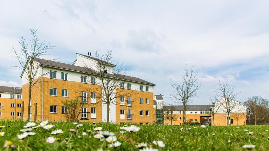 Harrow Hall Student Accommodation London - UK School Trips