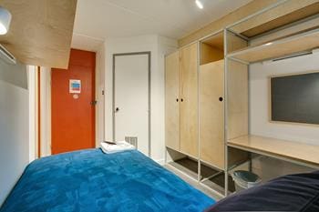 Harrow Hall Student Accommodation London - UK School Trips