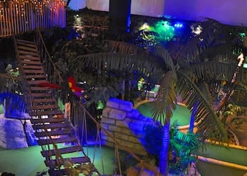 The Lost City Adventure Golf Nottingham | UK School Trips