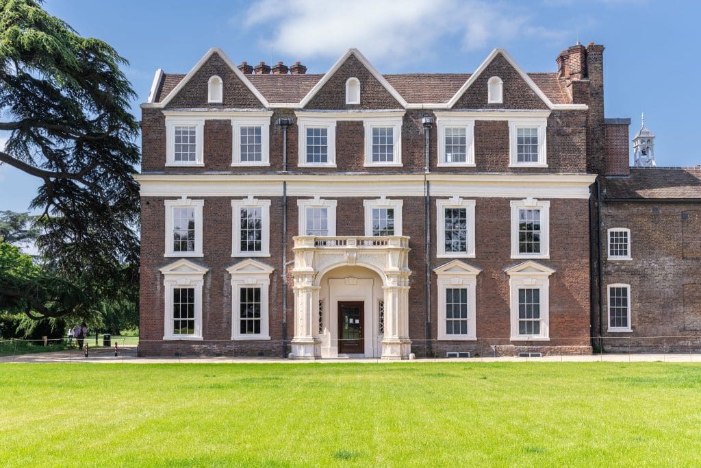 Boston Manor House Jacobean Heritage Site | UK School Trips